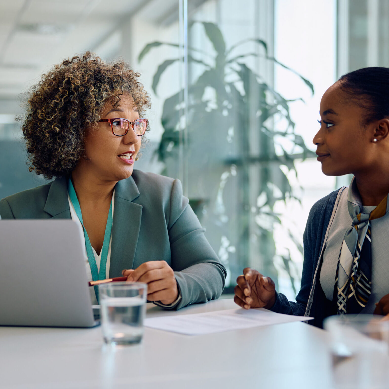 Real-Time Adherence (RTA) Software for Call Centers | Calabrio